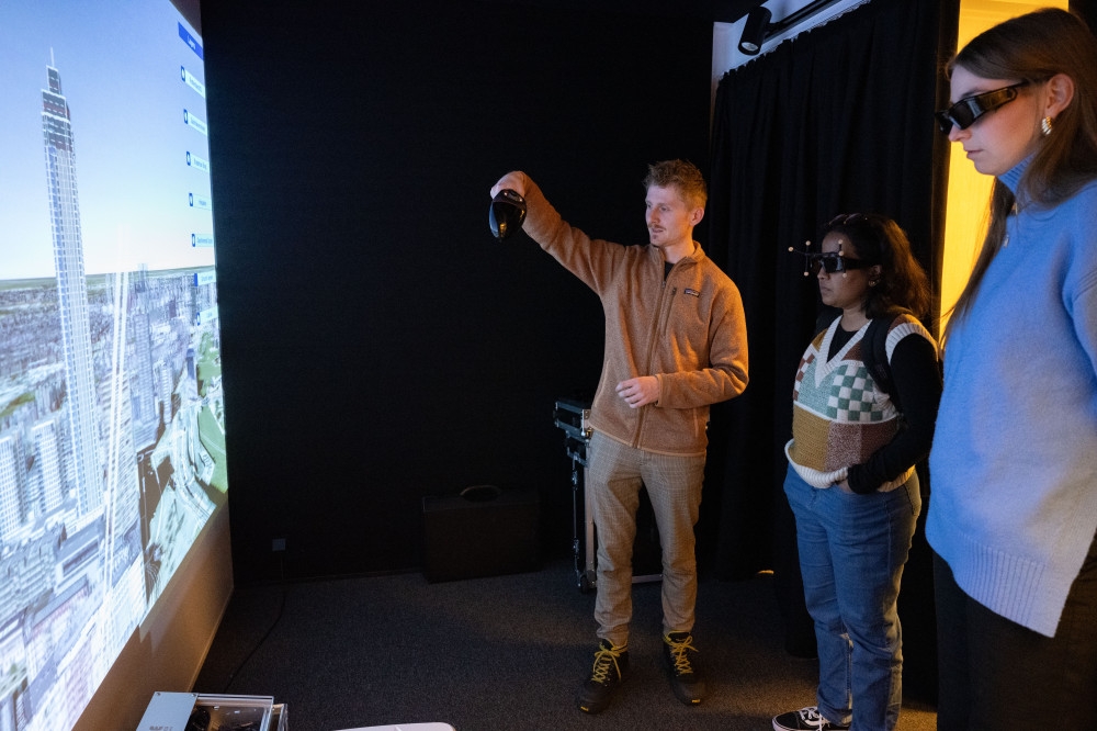 Immersive Tech Space opens: experiment and visualise with AI