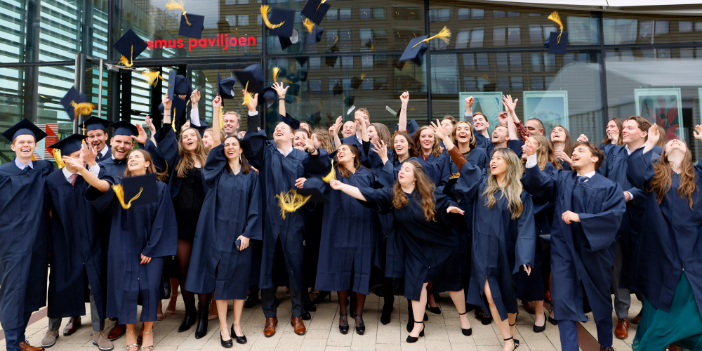 RSM’s MSc International Management/CEMS cohort graduates with promising ...