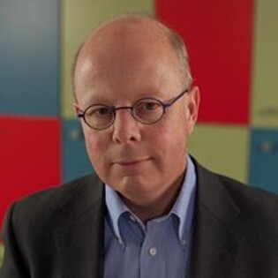 Applying performance-based contracts for service outsourcing