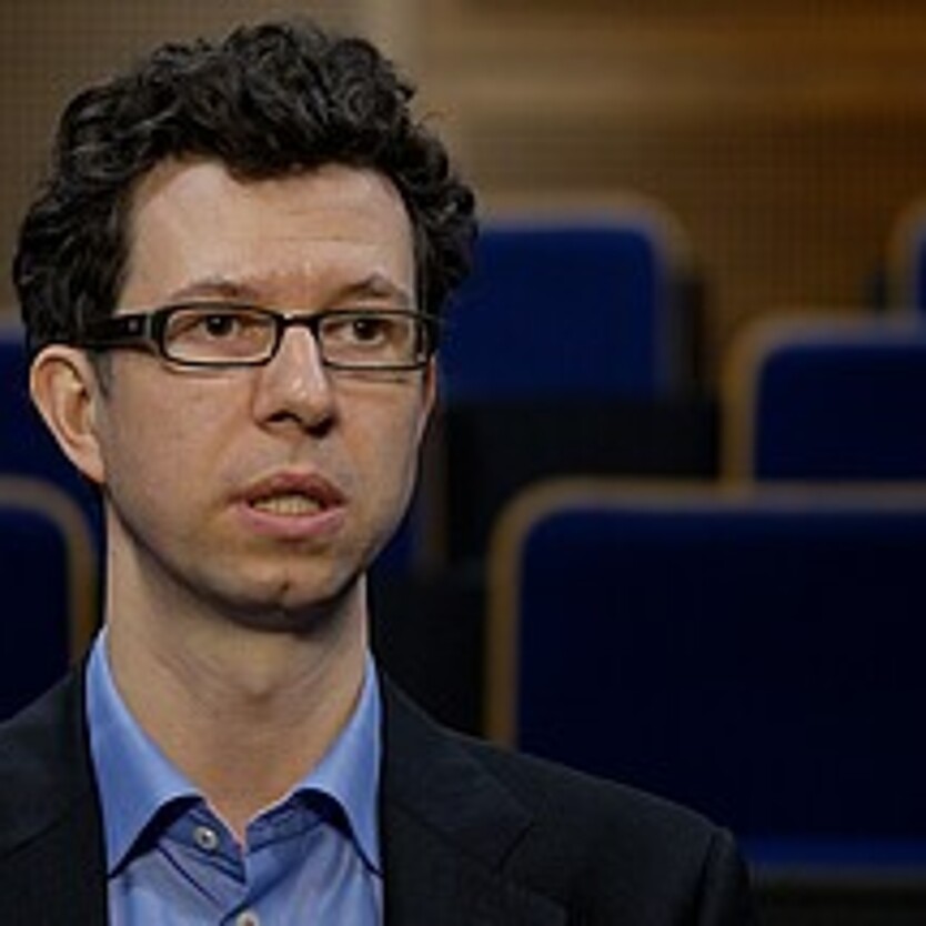 Dr. J.M.T. (Jason) Roos