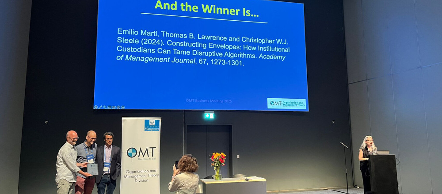 RSM researcher wins AOM OMT Best Published Paper Award